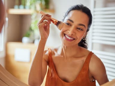 Sunset Blush ist der schönste Rouge-Trick für den Sommer