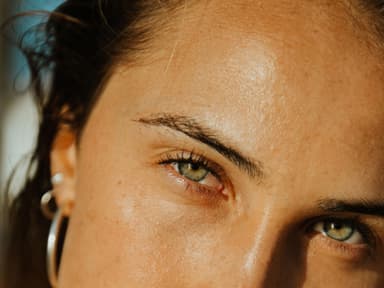Augen passend zur Augenform schminken