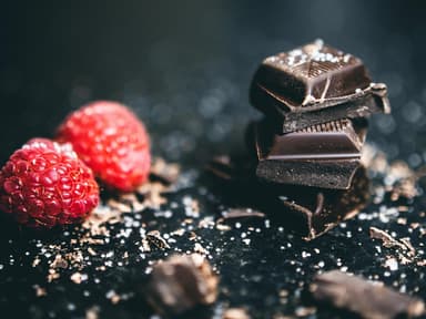 Zartbitterschokolade: So gesund ist die Süßigkeit wirklich