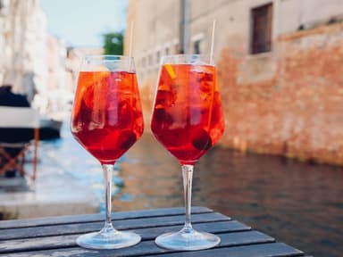 Aperitif aus Venedig: Unser Rezept für Select Spritz