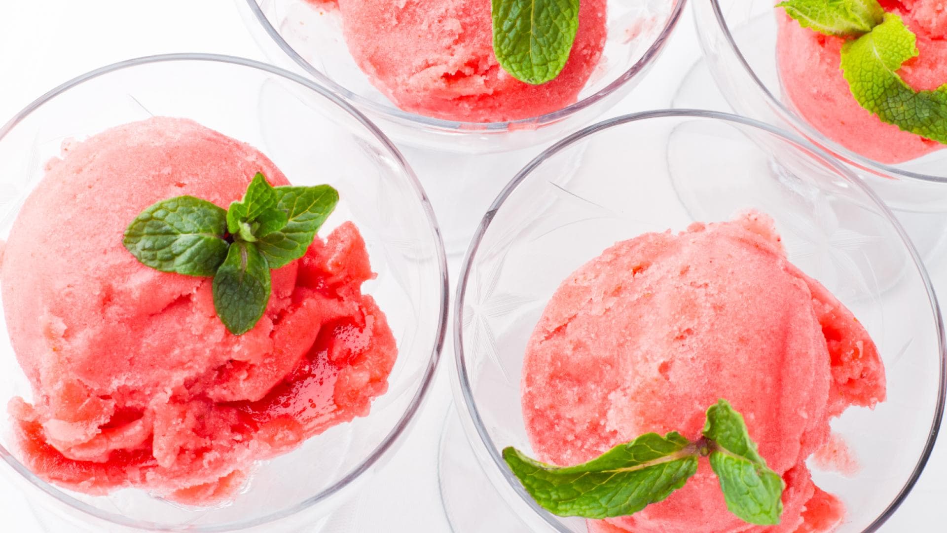 Rhabarber Sorbet: Rezept für italienisches Granita