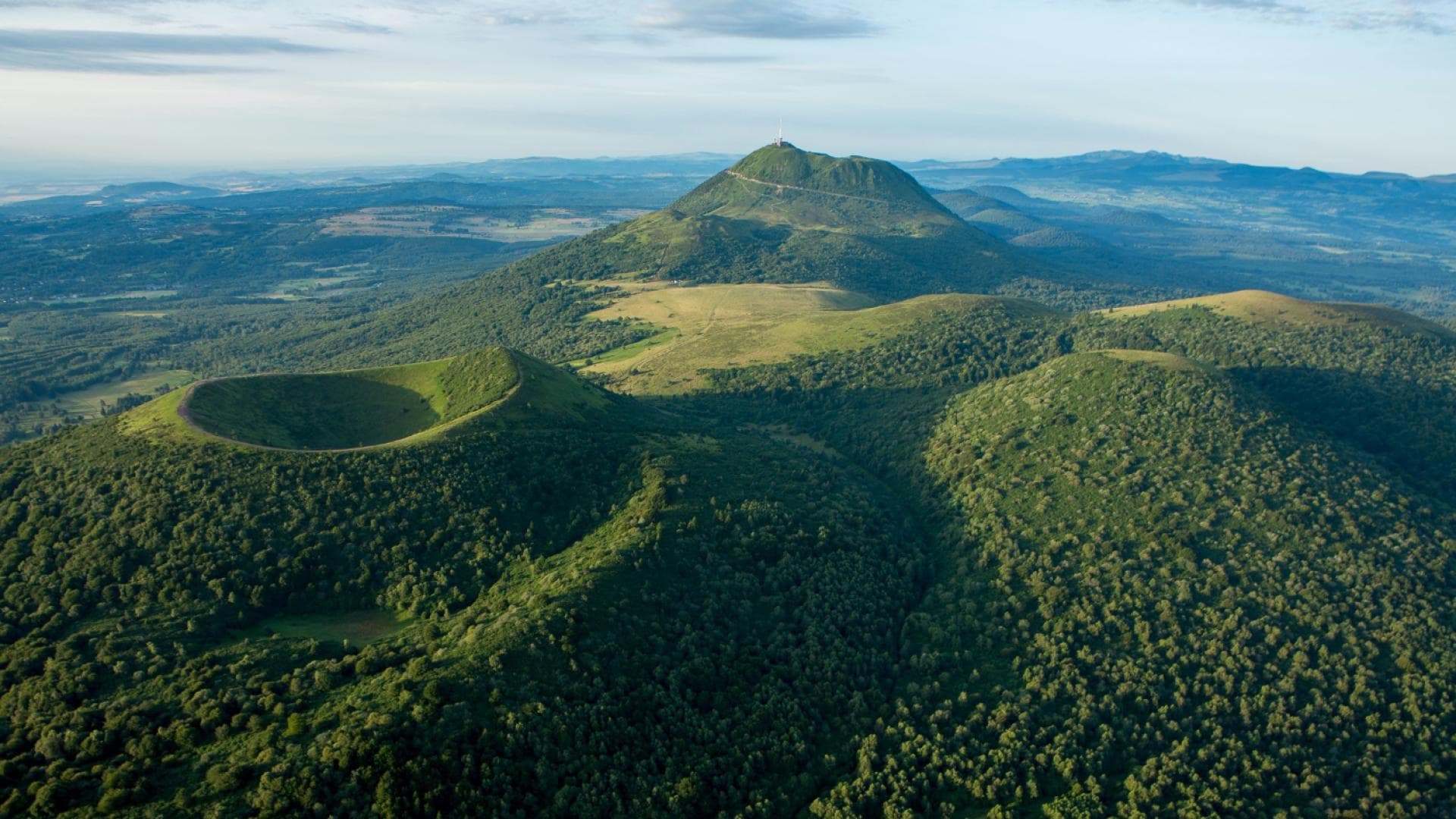 Ungewöhnliche Reiseziele: Spektakuläre Übernachtung im Vulkan!