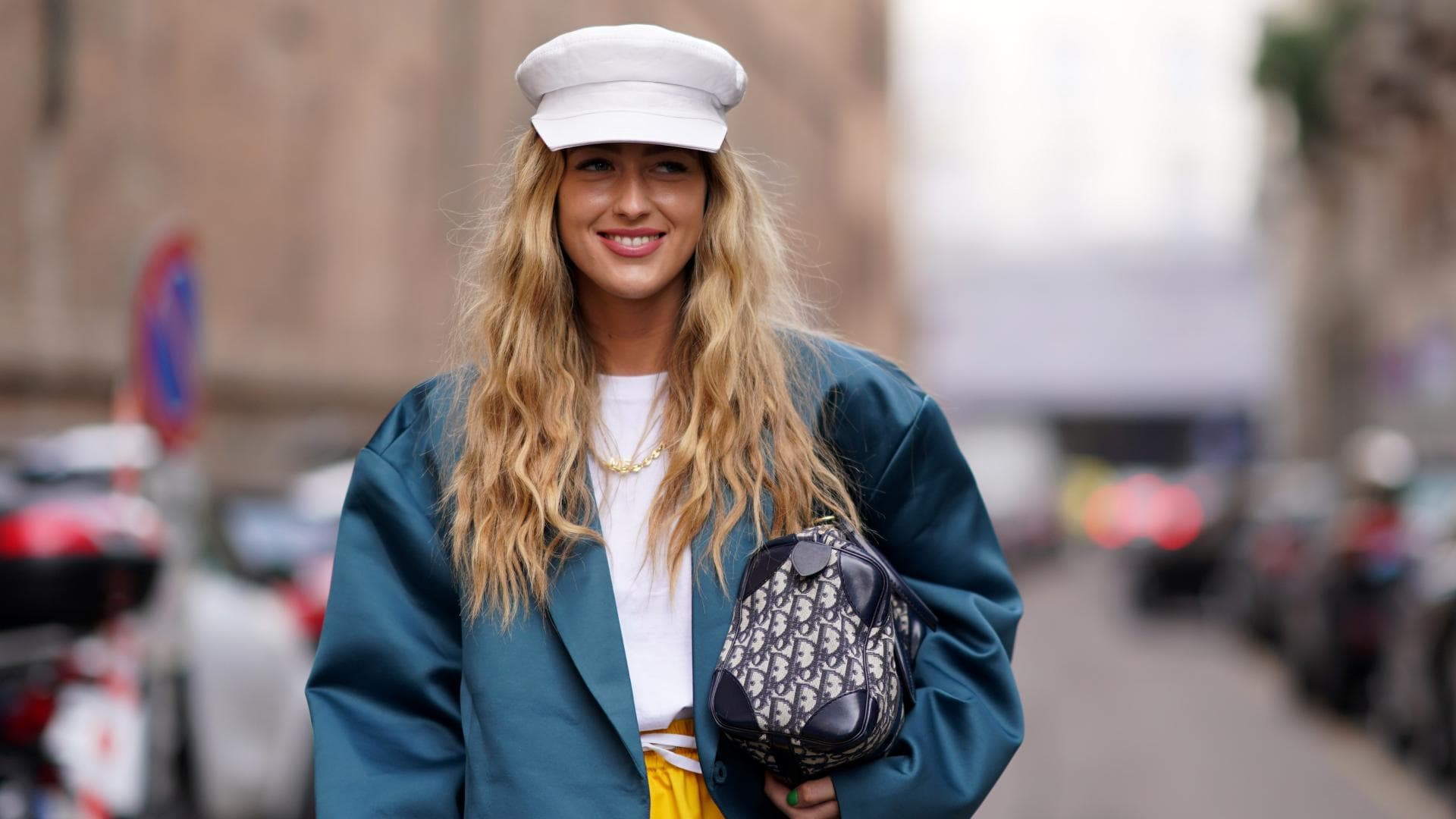 Wer seine Locken jetzt so trägt, liegt voll im Trend