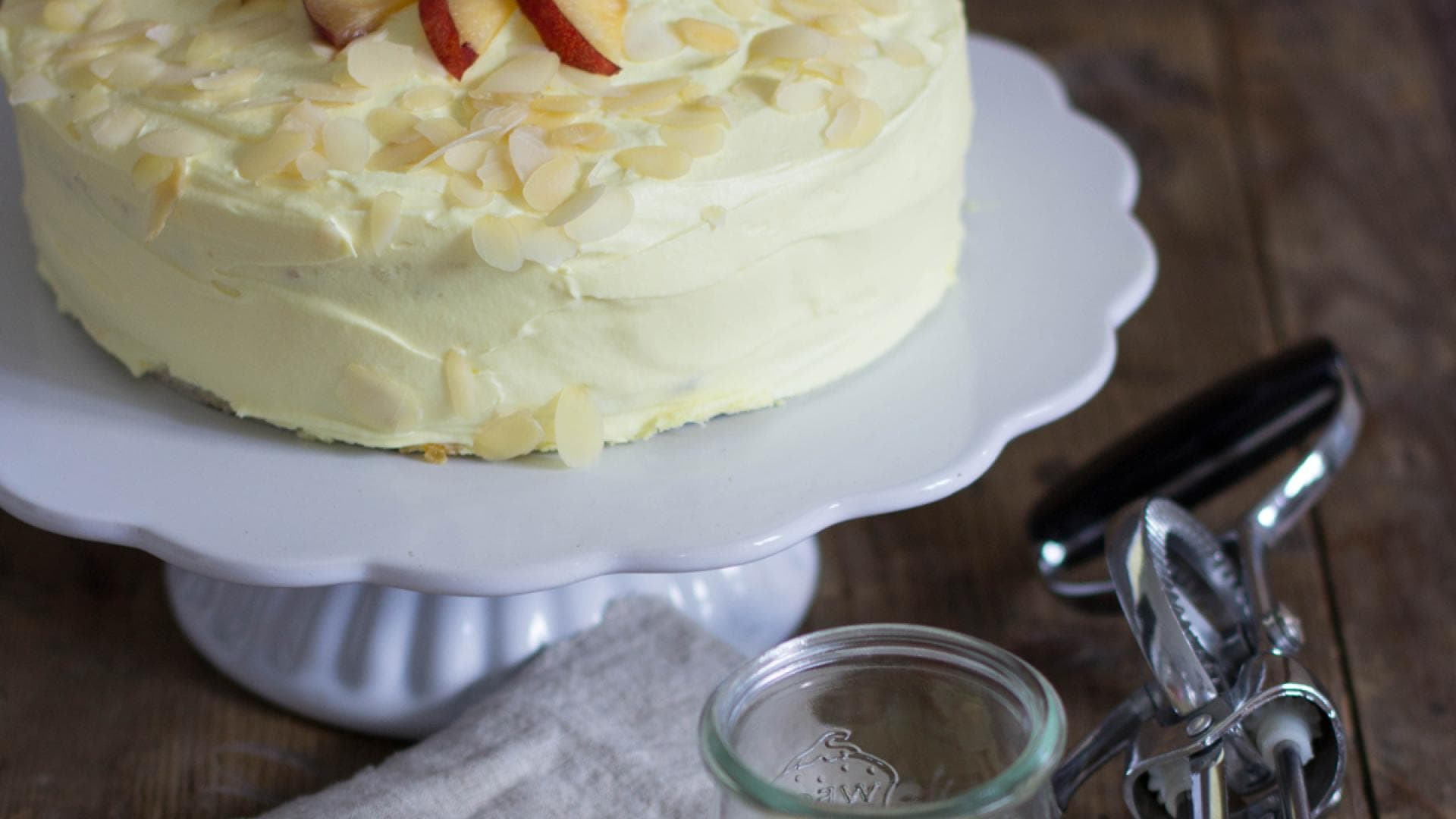 Pfirsich-Buttercremetorte Rezept