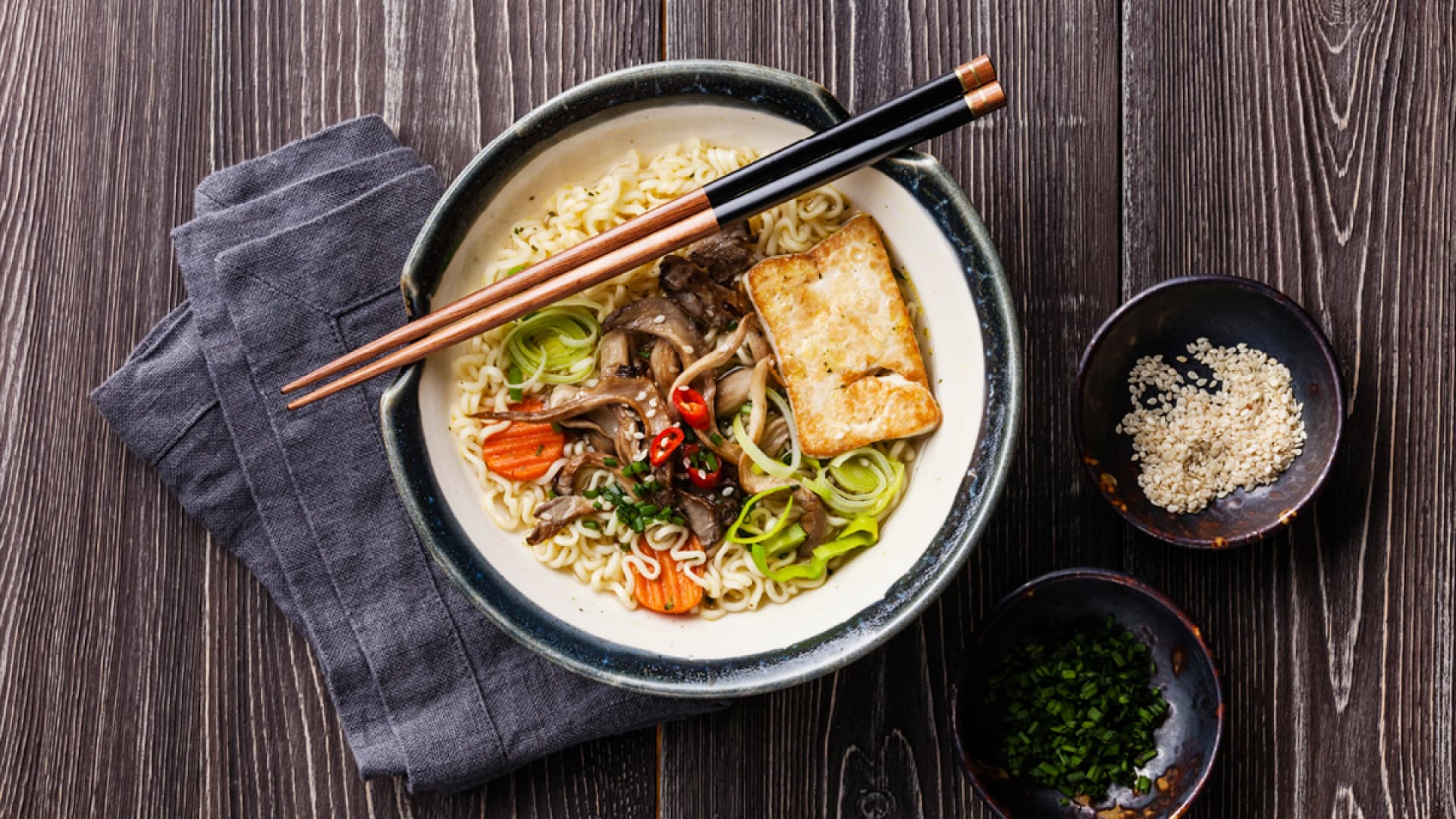 Ramen - Rezept für japanische Nudelsuppe mit Tofu