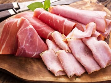 Diese 3 Dinge passieren, wenn Sie täglich Wurst essen