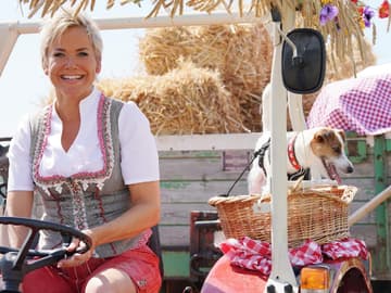 Inka Bause bei "Bauer sucht Frau": So tickt die Moderatorin hinter den Kulissen