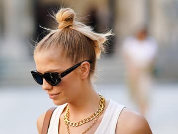 Messy Dutt: SO stylen wir die lässige Trend-Frisur